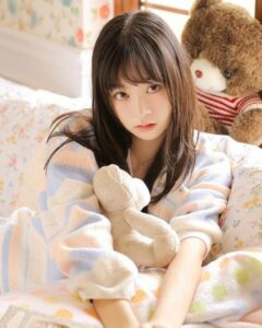 100+ Beautiful Cute Girl Pic for DP - Funky Life